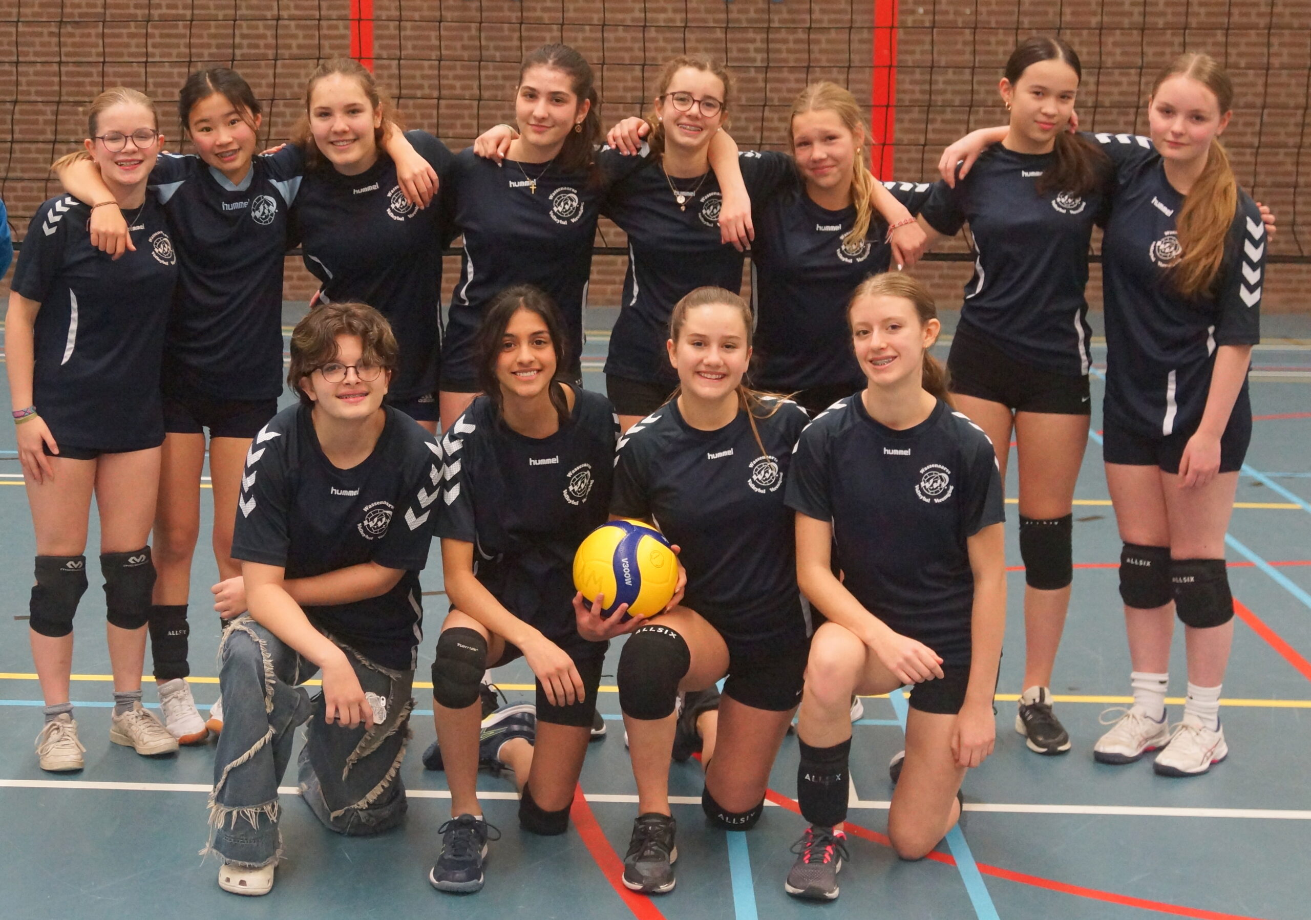 Jongens B1 Wassenaarse Volleybal Vereniging weten weer wat winnen is ...