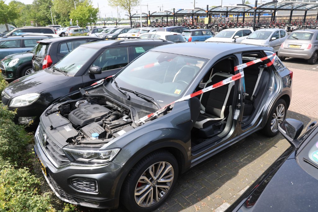 Opmerkelijke diefstal van auto-onderdelen - Wassenaarders.nl